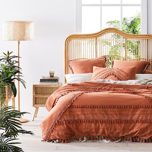 8 Tips Mengaplikasikan Warna Terracotta Ke Dalam Rumah