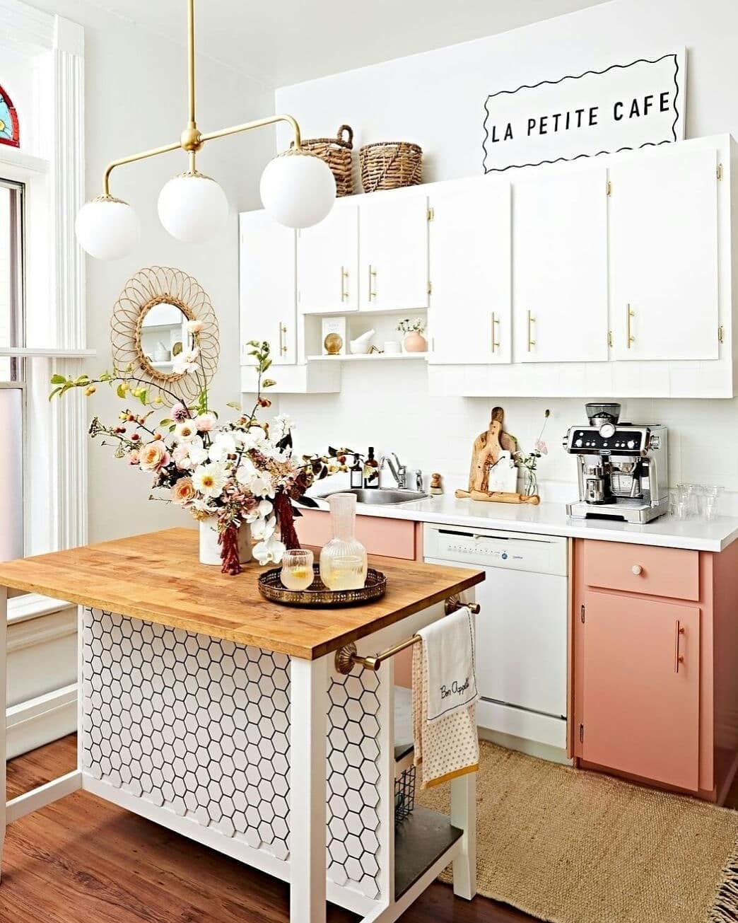 10 Meja Dapur Minimalis yang Bisa Jadi Inspirasi