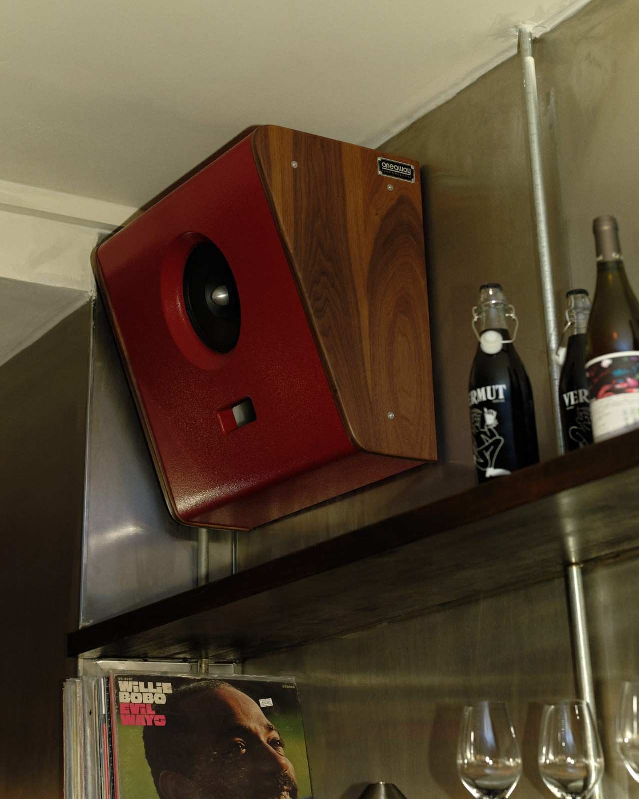 Listening Bar Hadir di Dalam Butik Colbo New York