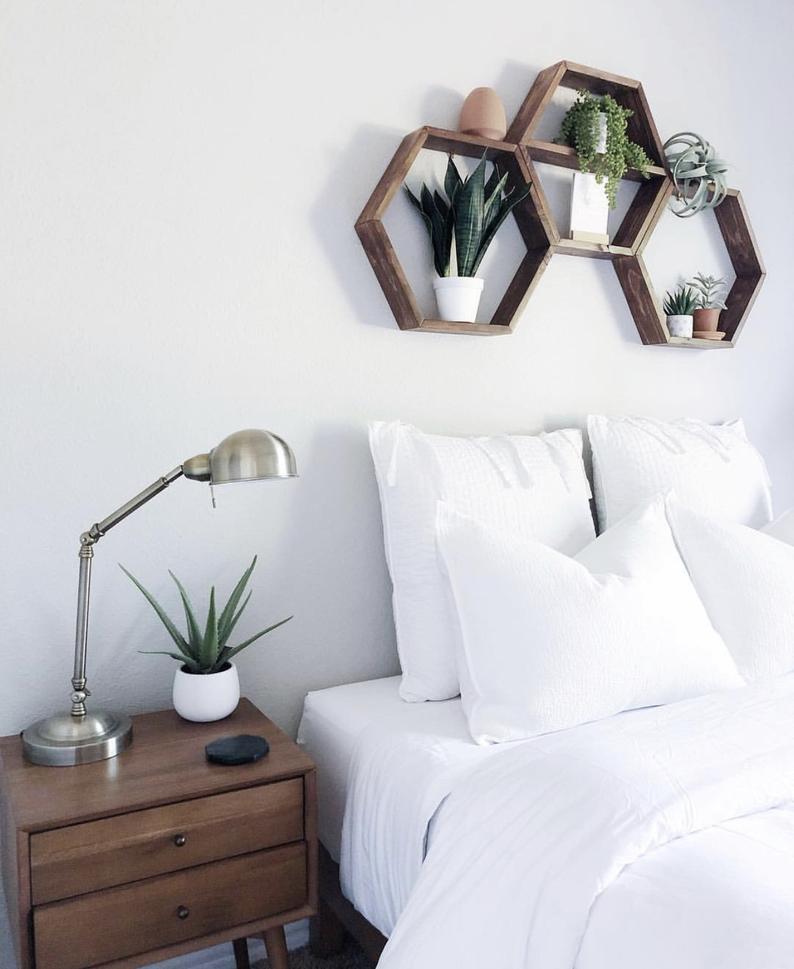 17 Inspirasi Rak Dinding Minimalis di 2019