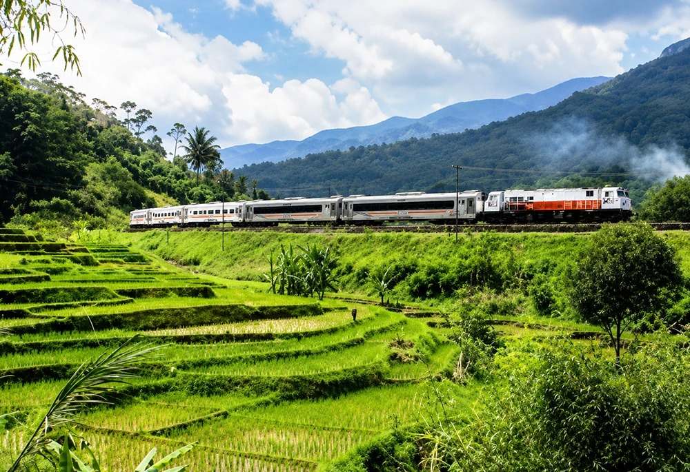 Jelajahi Bandung Lewat Nostalgic Parahyangan Escape